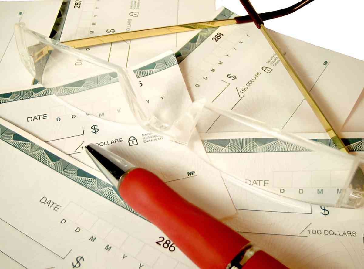 Unlocking the Mystery: Understanding Stale Cheques in Simple Terms ...